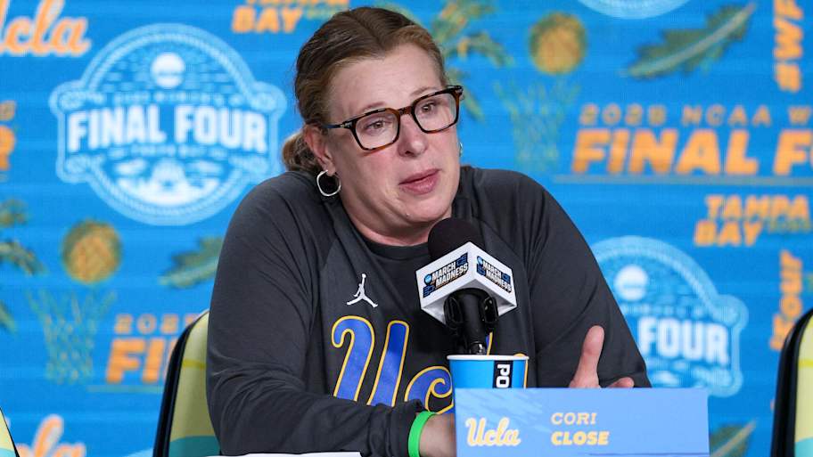 UCLA's Close Praises Team's Effort, Collectiveness Ahead of Final Four