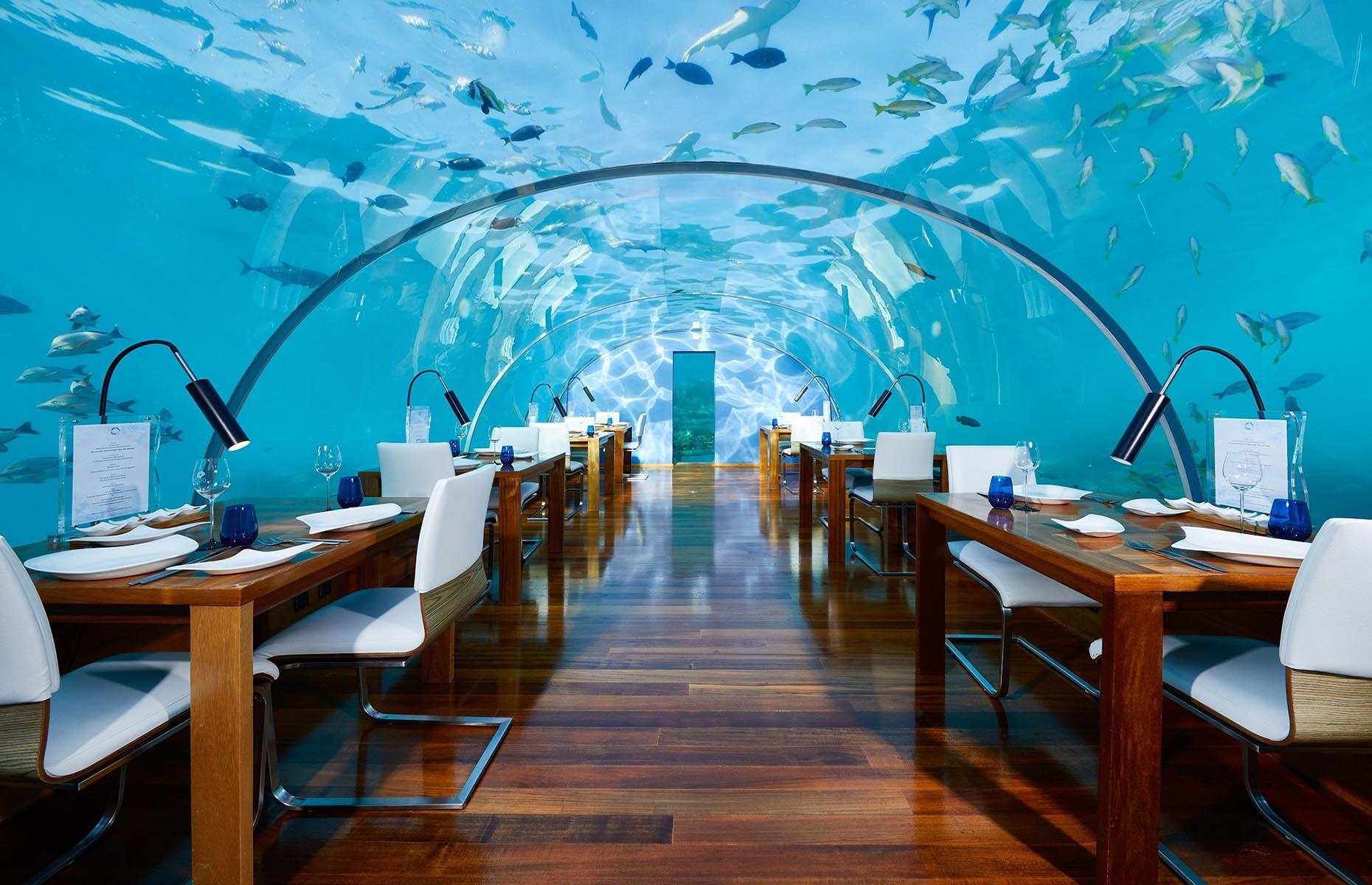 Which Canadian restaurants rank among the world's most beautiful?