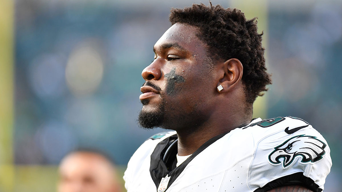 Chiefs add depth with ex-Raiders DL