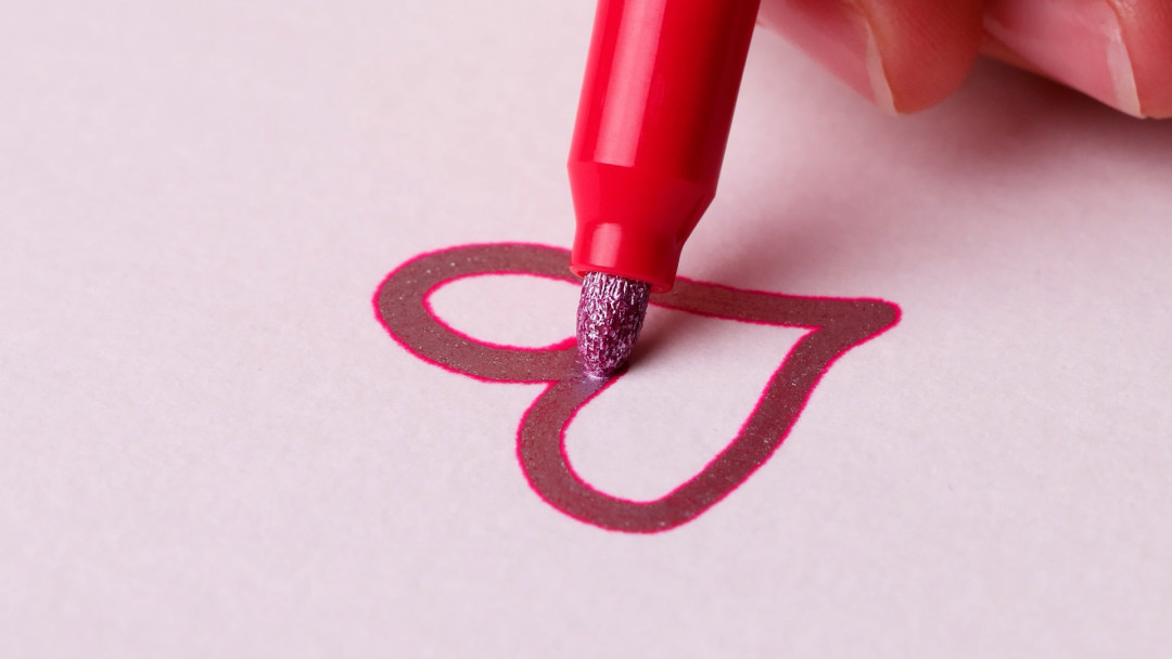 Satisfying ASMR Heart Drawings