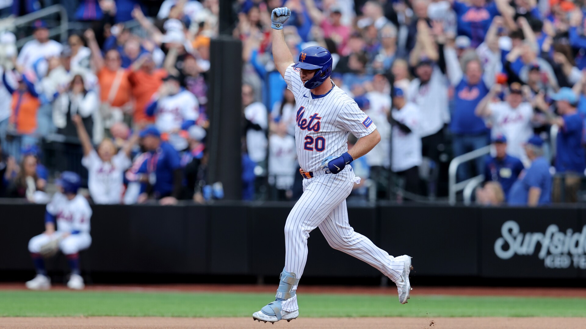 Pete Alonso, Tyler Megill power Mets to 5-0 home-opening win over Blue Jays