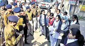 ‘Shistachar’ squads conduct women’s safety drive at school, public places