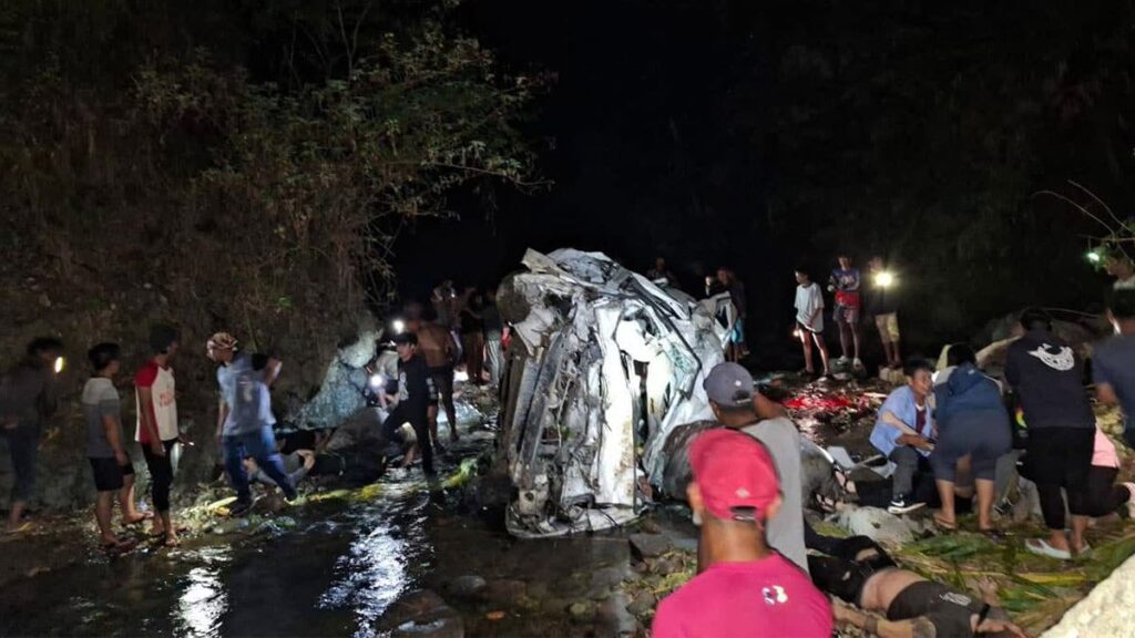 Mt. Province road accident: 5 dead, 9 injured after van falls into ravine