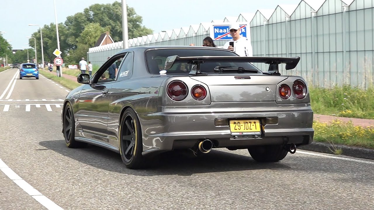 Nissan Skyline R34 GT-T – Burnout e Accelerazioni da Brivido!