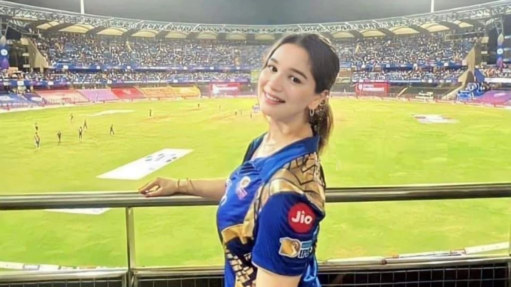 Sara Tendulkar vs Sana Ganguly net worth: Who is RICHER between Sachin ...