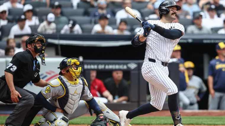 Fantasy baseball website's torpedo bats icon is latest step in MLB trend