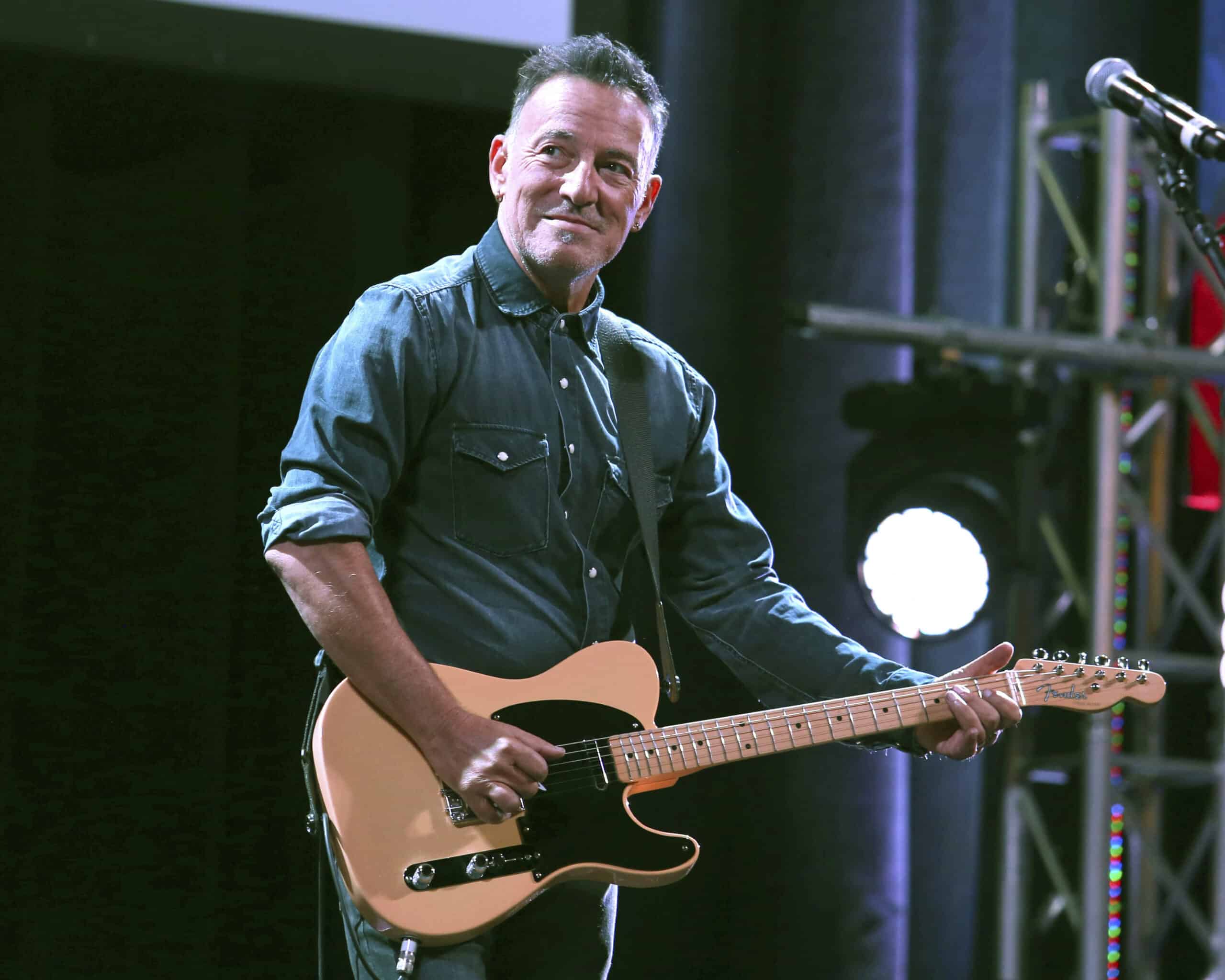 Bruce Springsteen to release 7 albums of unreleased songs