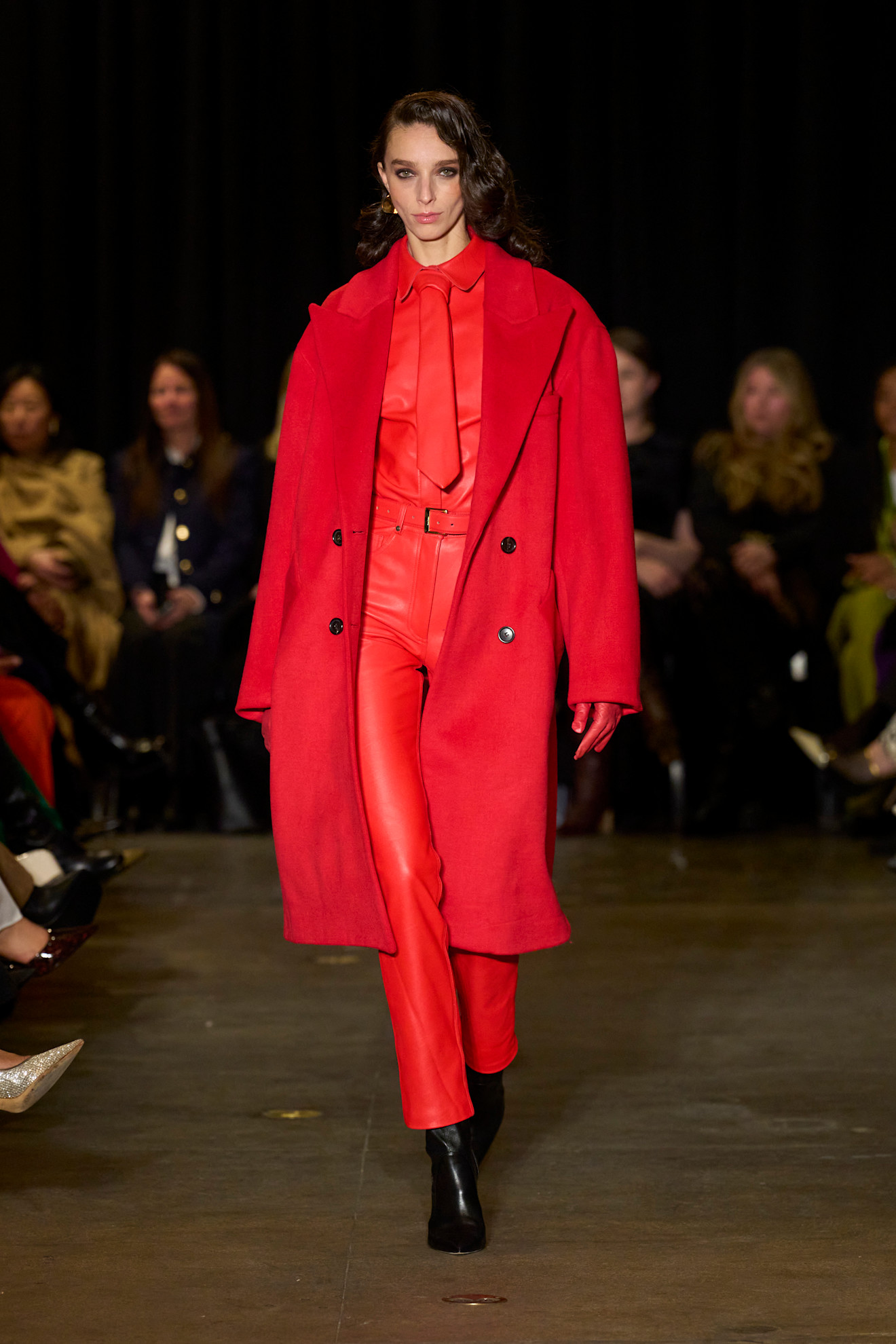 This 9-to-5 Look Was All Over the Runway and Is Taking Over in 2025