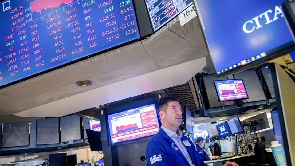 Global markets news: Why is the US stock market falling? 5 key reasons ...