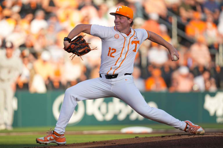 Inside Liam Doyle's 'unreal' start for Tennessee baseball vs former ...