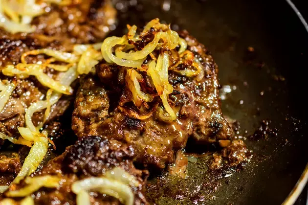 Your Frying Pan Might Be Making You Sick; Here’s the Scary Truth