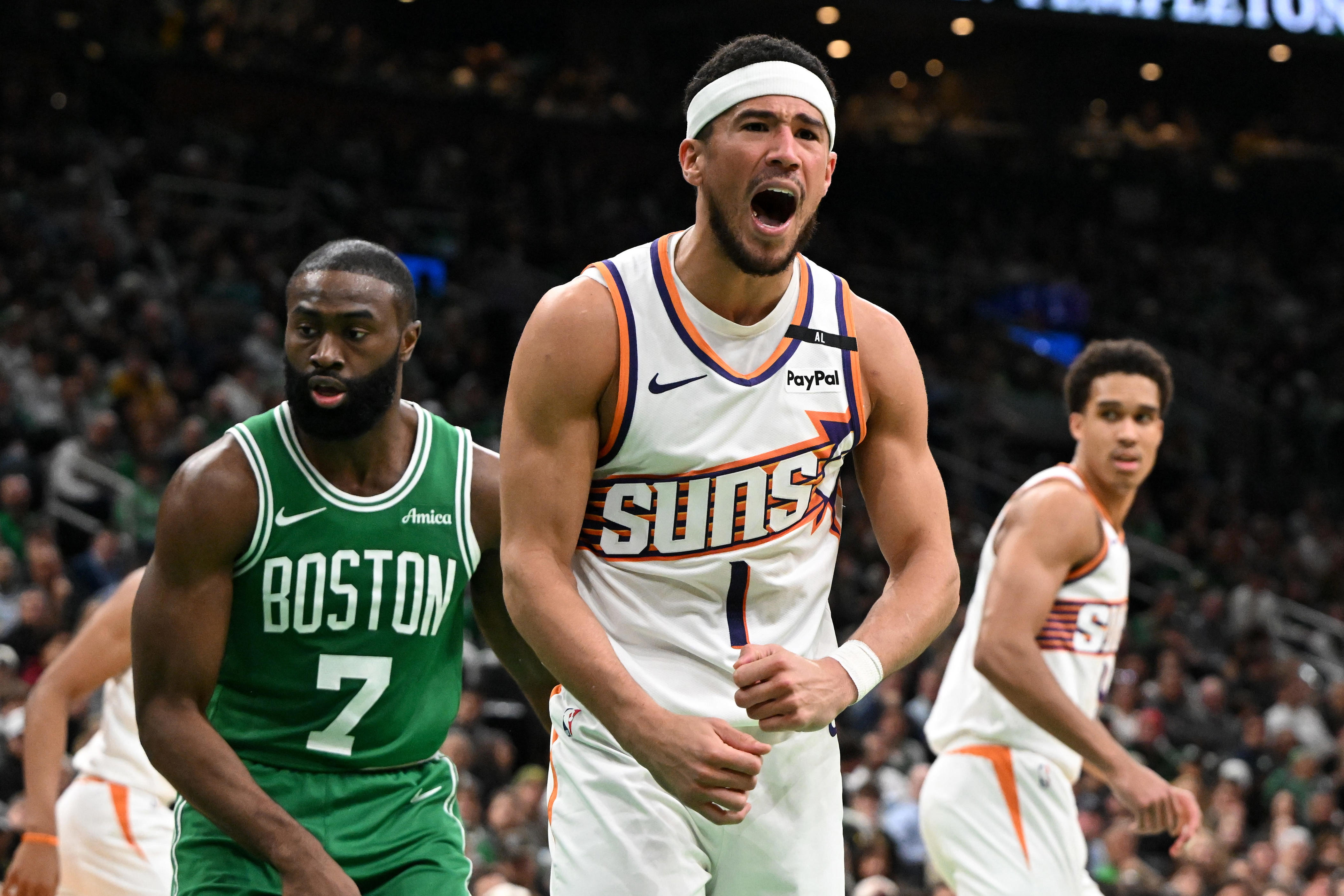 Phoenix Suns star guard Devin Booker signs 2-year, $150-million extension