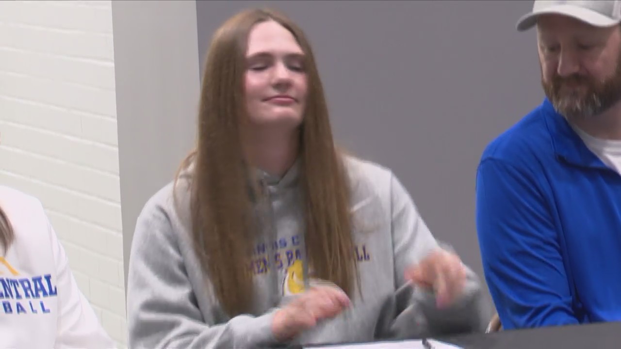 Morton signs 4 Lady Potters to collegiate athletics