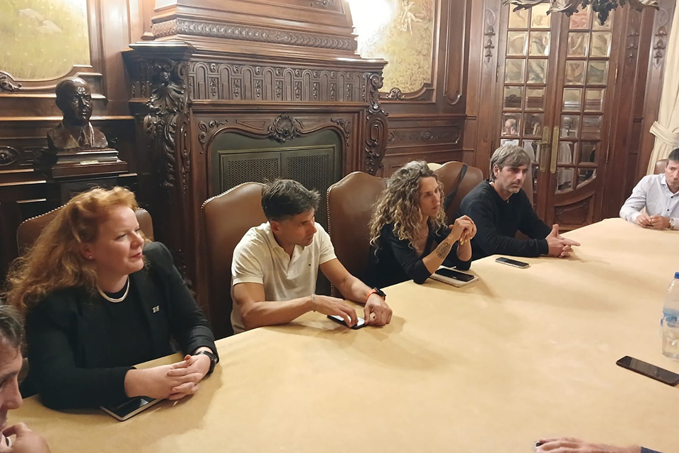 Encuentro de Sagué con sus referentes