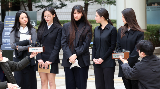 뉴진스 멤버들 NJZ 대신 'mhdhh'…부모 분열설엔 반박