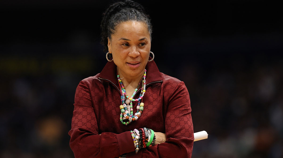 South Carolina women’s basketball coach Dawn Staley takes talents off ...