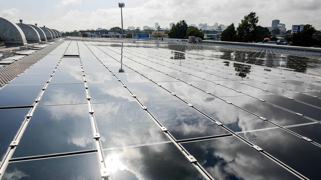 Albo’s power pledge to save Aussies $2300