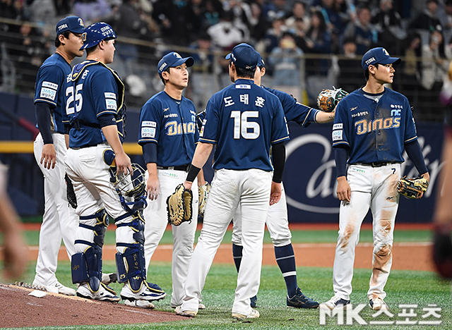 NC ‘키움 꺾고 연패 탈출’ [MK포토]