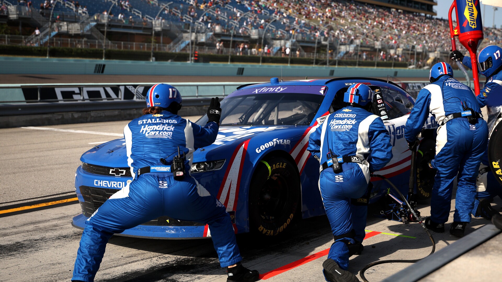 Kyle Larson to have a new pit crew at Darlington