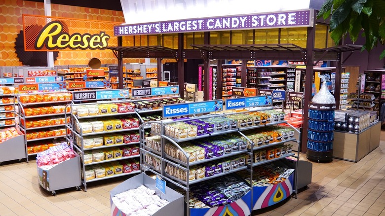 21 Best Candy Stores In The US