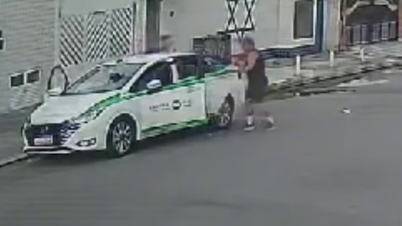 Moment quick-thinking off-duty firefighter saves choking nine-month-old ...