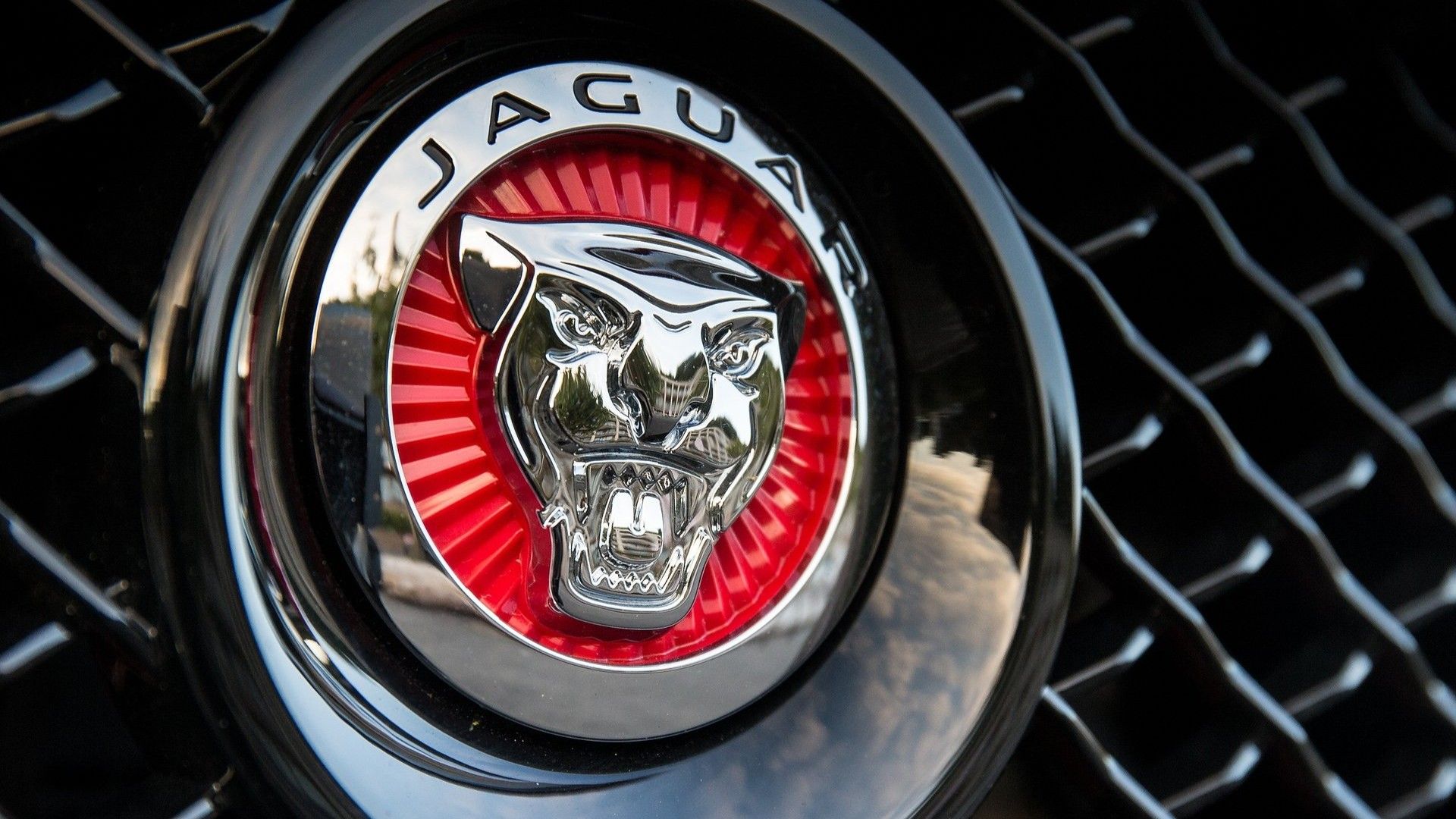 JLR's New Laser Engine Patent Sounds Delicate, Expensive, And Therefore ...