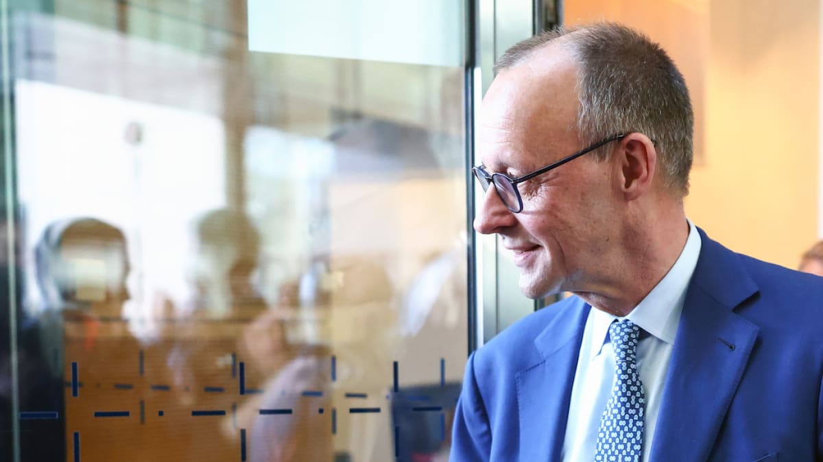 L'extrême droite monte encore: Le chancelier Friedrich Merz sous ...