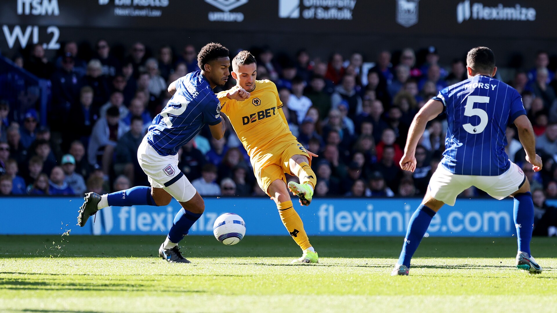 Ipswich 1-2 Wolves: Sarabia's goal, assist give clarity to relegation ...