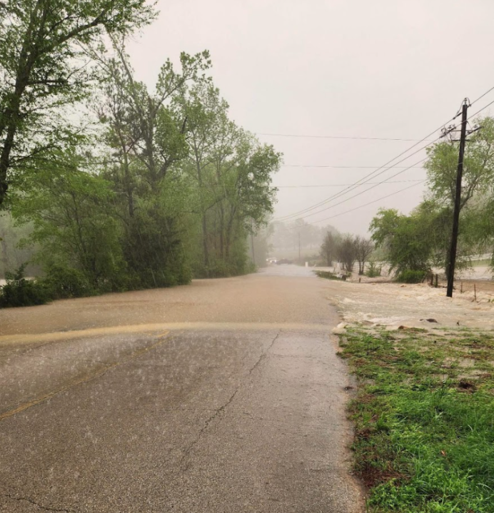 Winona Community Center opens for storm relief following severe weather