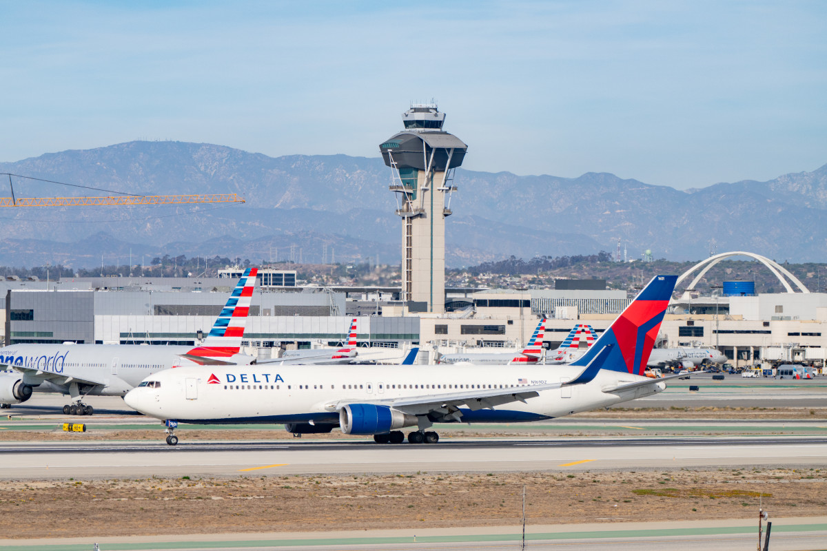 Delta’s New Baggage Policy Will Change How Early You Need to Arrive at the Airport