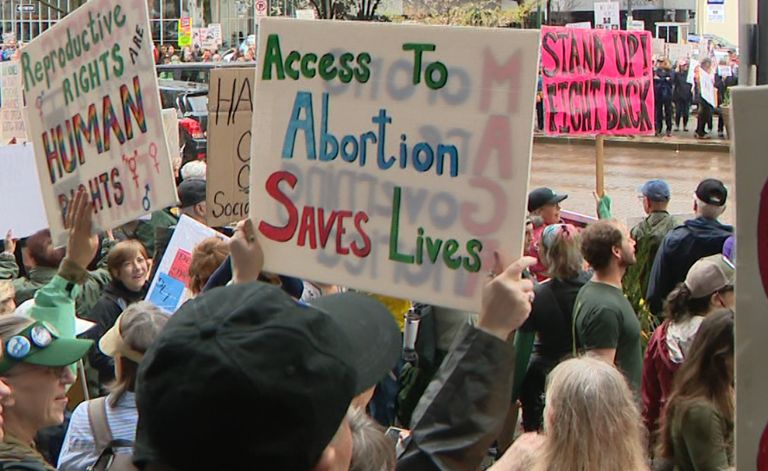 Protesters rally against Trump policies during 'Hands Off!' rally in ...
