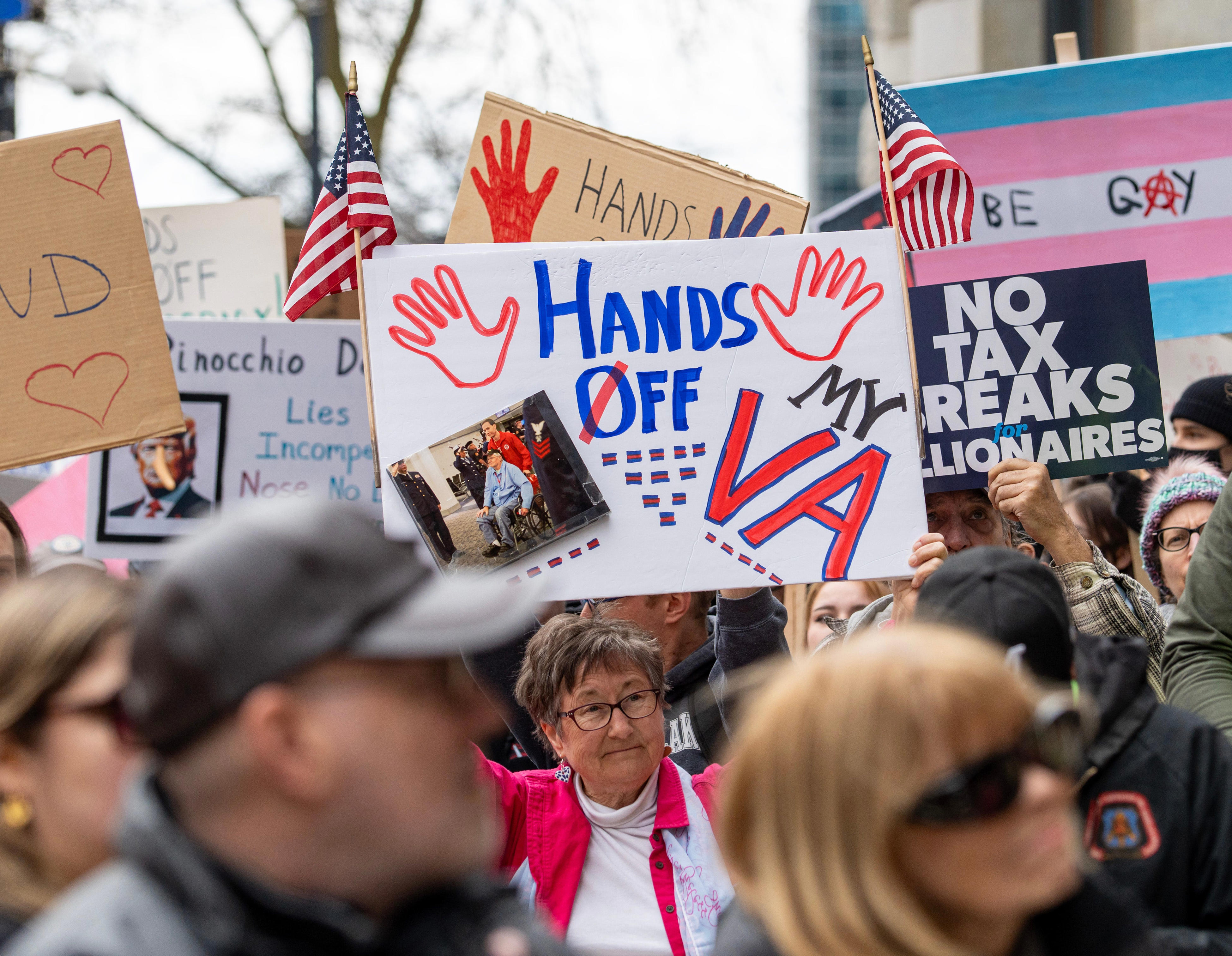 Thousands gather in downtown Milwaukee to protest against President ...