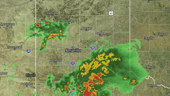 Storm chances and high heat to start the week