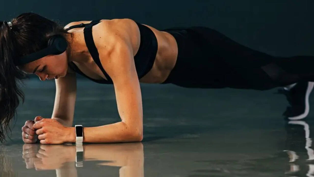 Are You Holding Your Plank Too Long? Here's What Fitness Experts Say