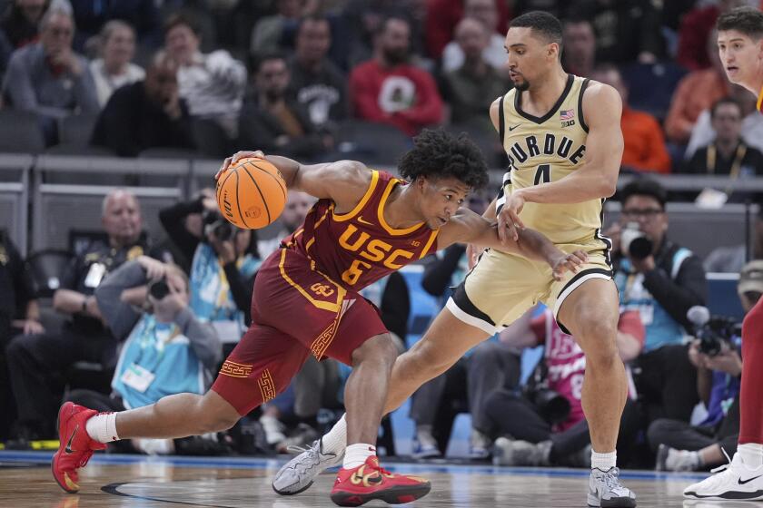 Promising USC guard Wesley Yates III enters the transfer portal