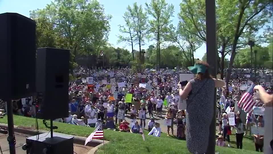Thousands gather in Charlotte to participate in national ‘Hands Off ...