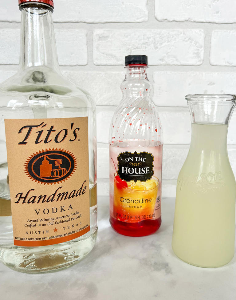 How to Make The Azalea Cocktail Recipe: The Signature Drink of The Masters