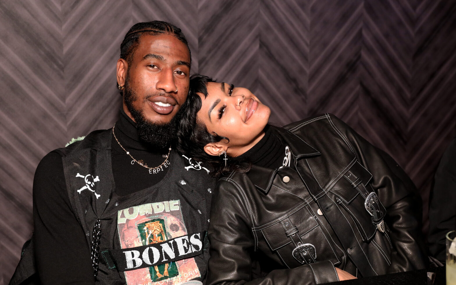 8 Tragic Celebrity Breakups and Their Signs