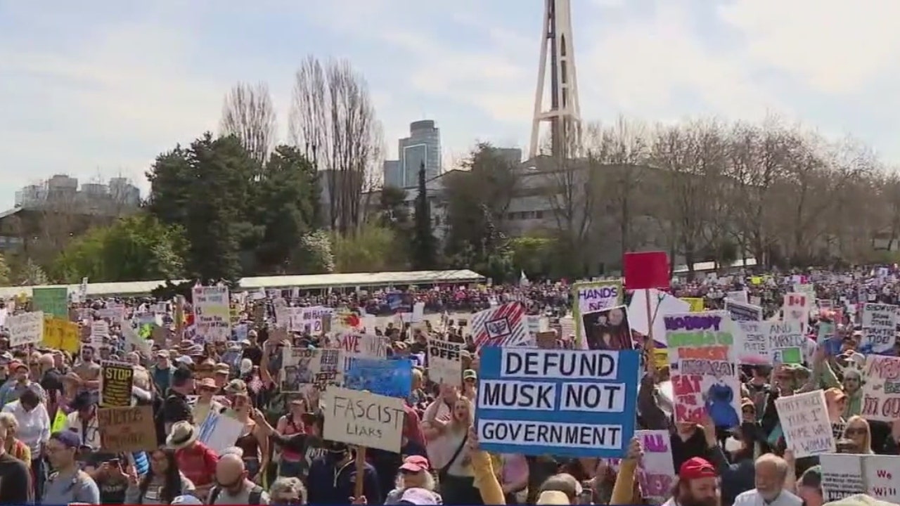 Thousands attend Seattle ‘Hands Off!’ rally against Trump, Elon Musk