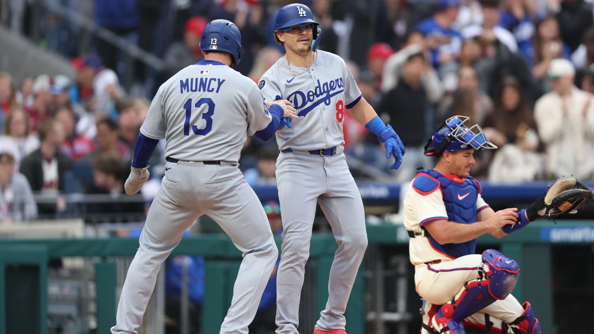 Bested by a bullpen: Dodgers 3, Phillies 1