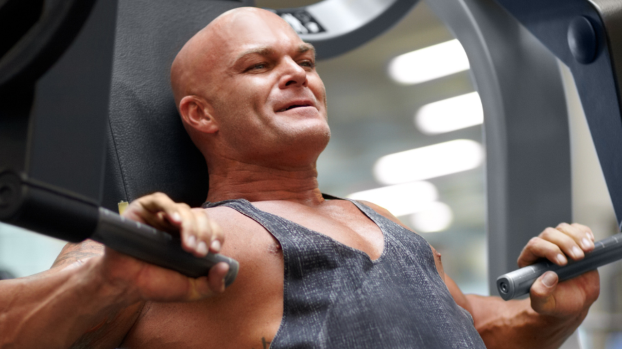 Does Muscle Building Make You Less Flexible?