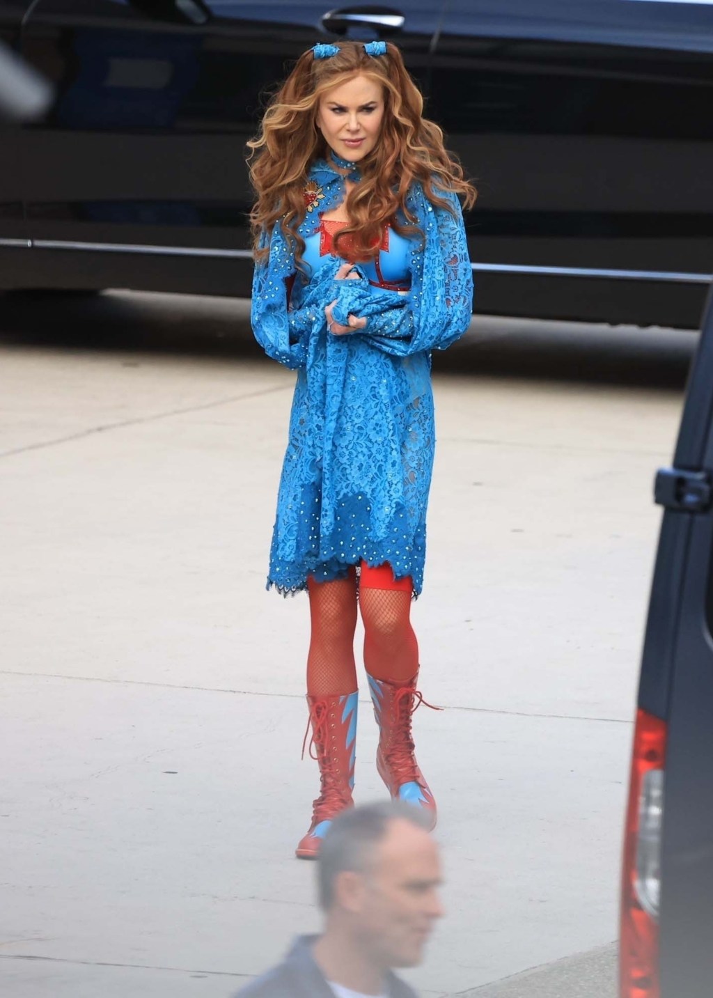 Red-headed Nicole Kidman, buff Nick Offerman look nearly unrecognizable ...