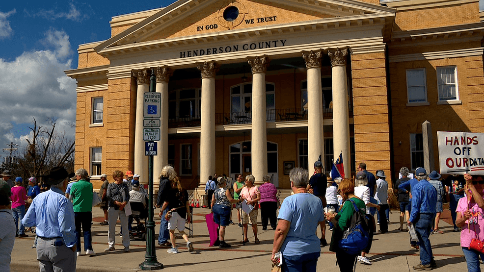 Henderson County rally draws over 1,000 protesting current ...