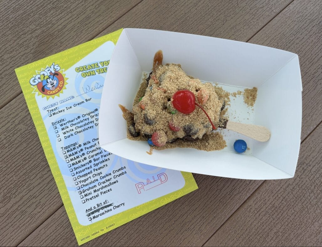 REVIEW: Customizable Mickey Ice Cream Bars Arrive at Goofy's Candy Co ...