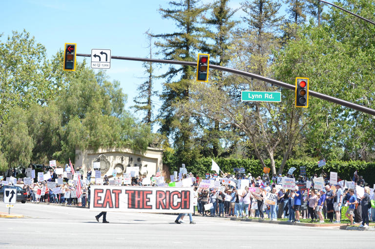 Thousand Oaks, Ventura 'Hands Off!' protests bring out thousands