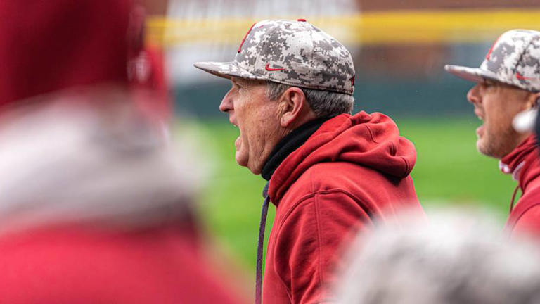 Razorbacks Flex Muscle Against Missouri; Breaks SEC School Record