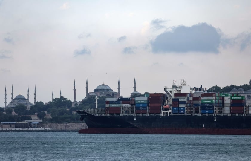 Αντιπρόεδρος Τουρκίας: «Η επιβολή του δασμού του 10% από τις ΗΠΑ ευνοεί ...
