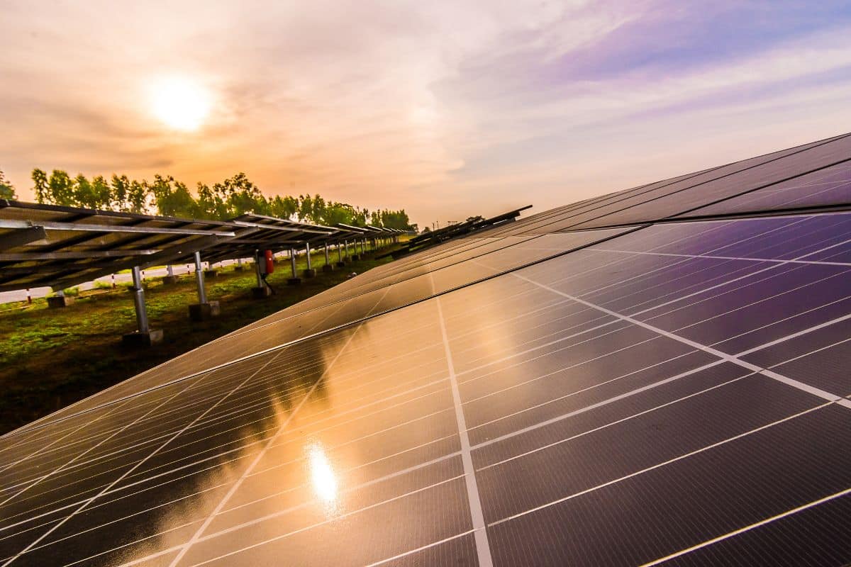 Scientists Just Found a Way to Power Moon Bases with Moon Dust