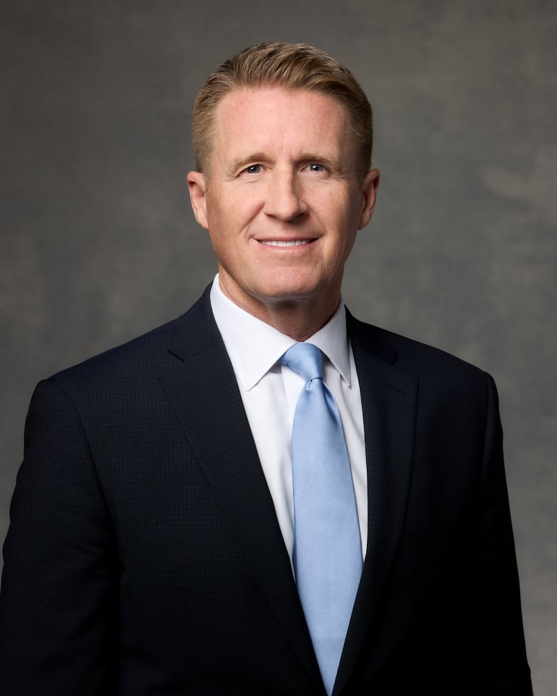 Latter-day Saints sustain new leaders — 16 general authorities, young ...