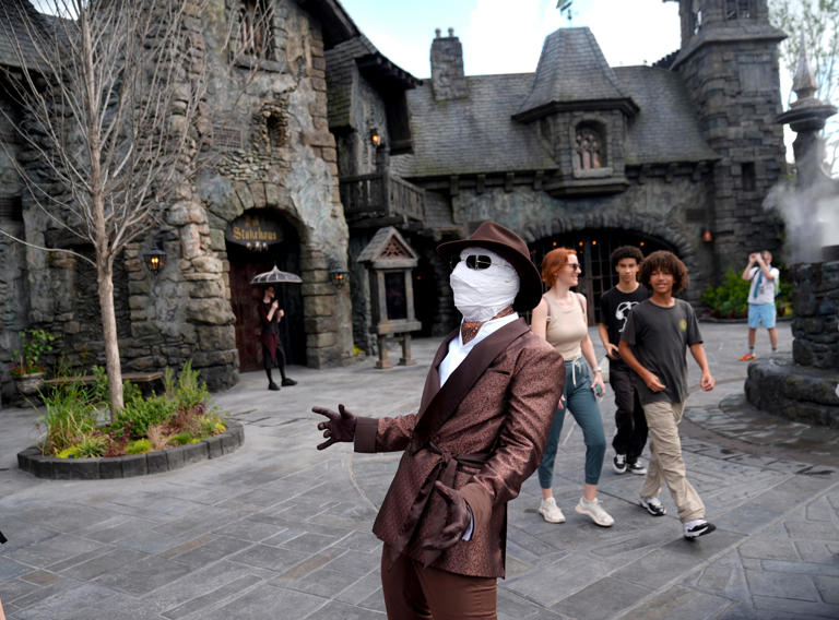 Inside Epic Universe: Take a tour of Universal Orlando's new theme park